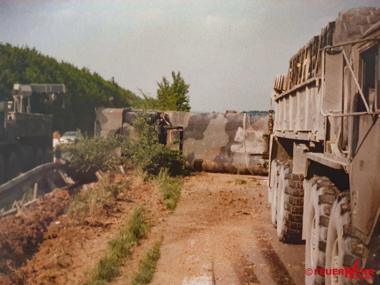US-Army Tanklaster verunfallt auf der A7 | Freiwillige Feuerwehr Werneck